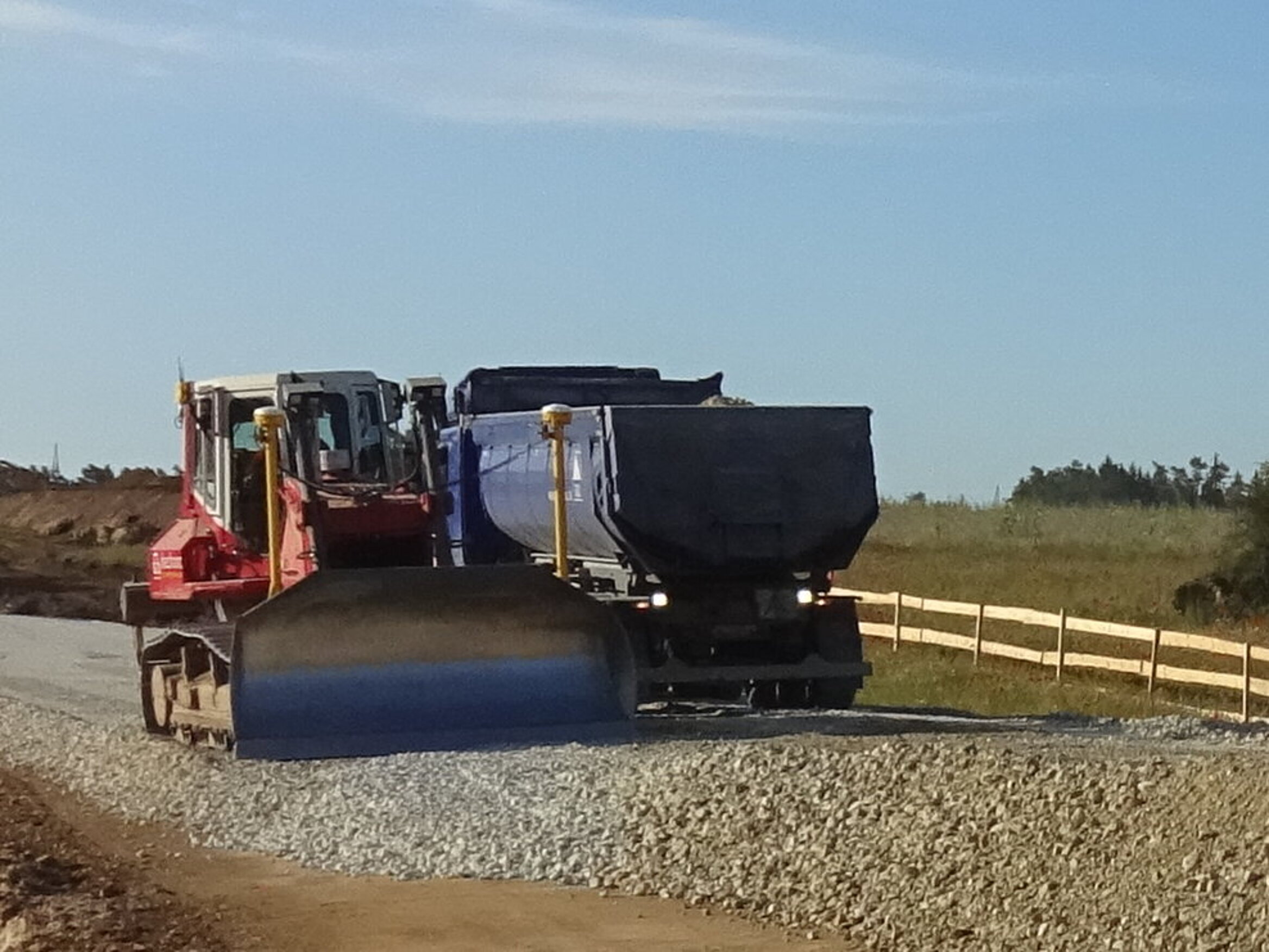 Straßen- und Wegebau: amo/Debus